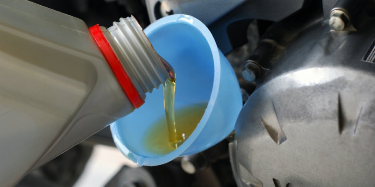 Oli Mesin dan Oli Gardan Punya Peran Peting, Begini Penjelasannya