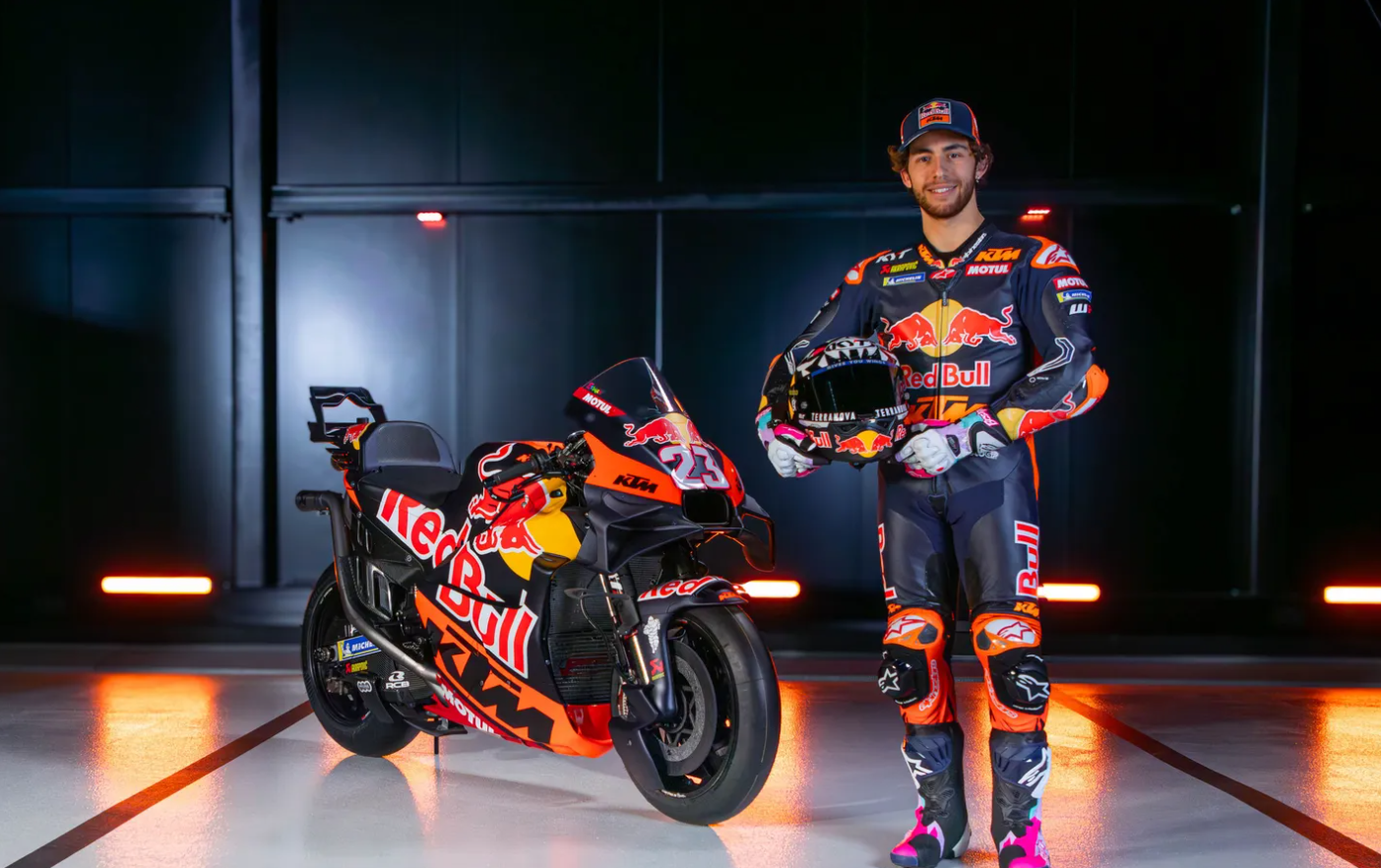 Livery Baru Red Bull KTM Tech3 di MotoGP 2025 - Holopis.com